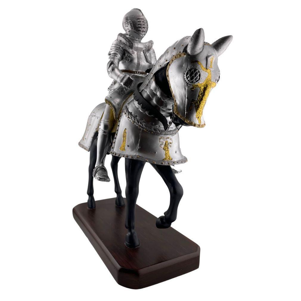 Knight and Horse Wearing Armor Statue Philadelphia Museum of Art 14.25 ...