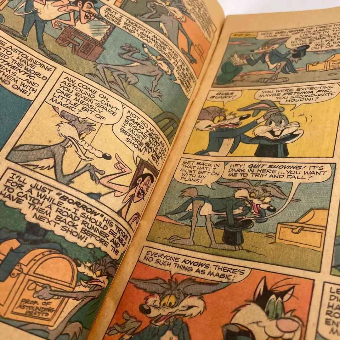 Comic Book - Looney Tunes – Road Runner & Wile E. Coyote – No. 53 (197 ...